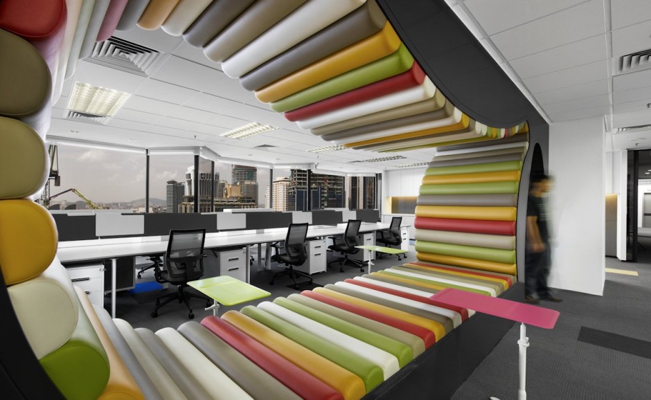 Sherwin-Williams Office by M Moser Associates
