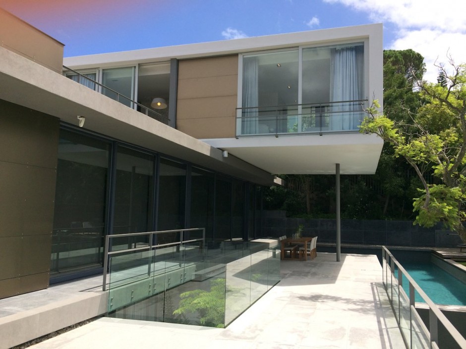 Villa Saebin by Greg Wright Architects