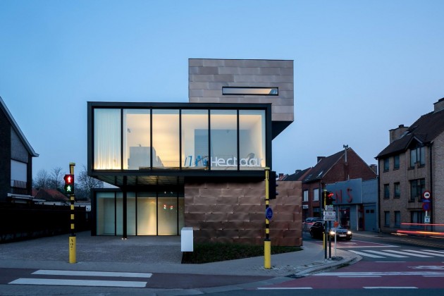 HECTAAR Office Building by CAAN Architecten