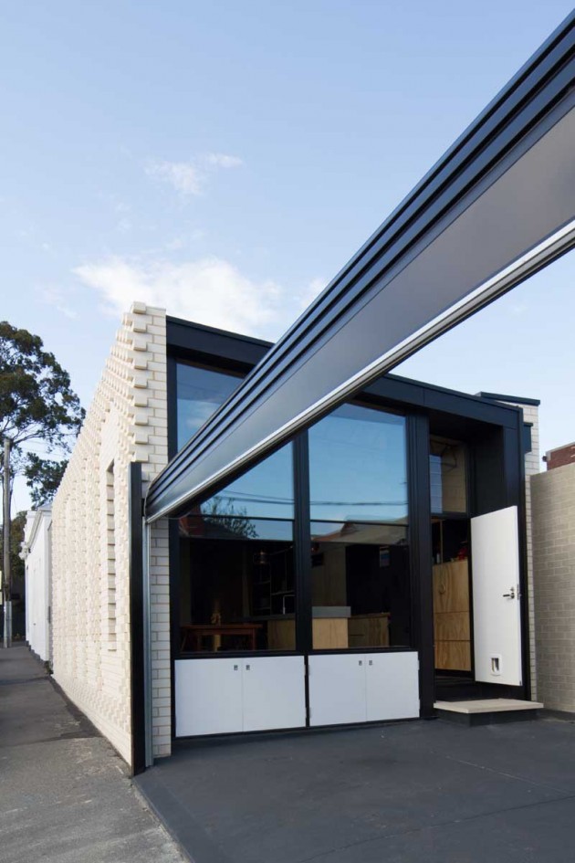 Hello House by OOF! Architecture