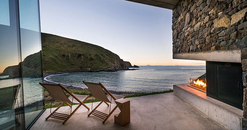 This super secluded seaside home was built where the world won't find you