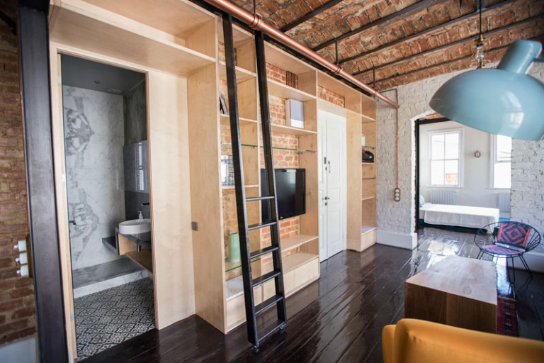 Before & After - An apartment makeover inside an old building