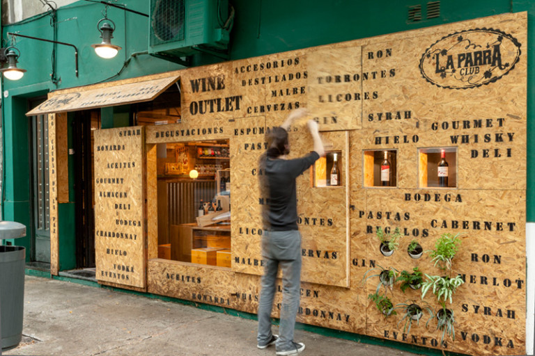 This wine shop is designed to look like a box of wine