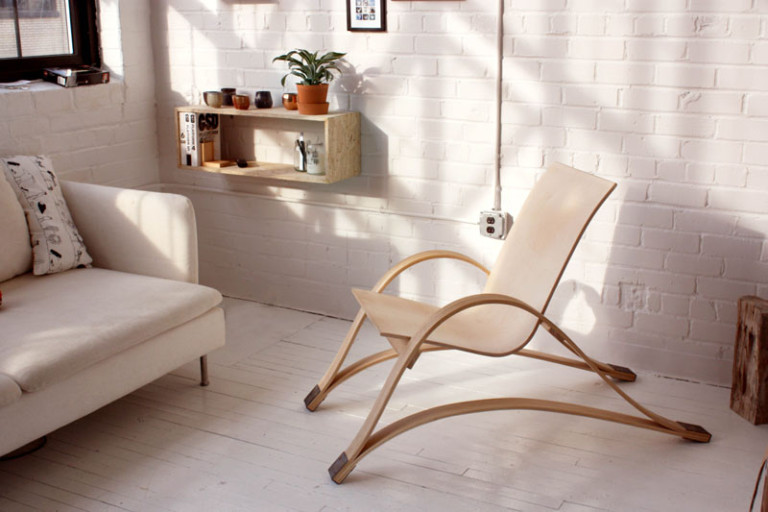 See The Process Of How This Bow Spring Chair Was Made