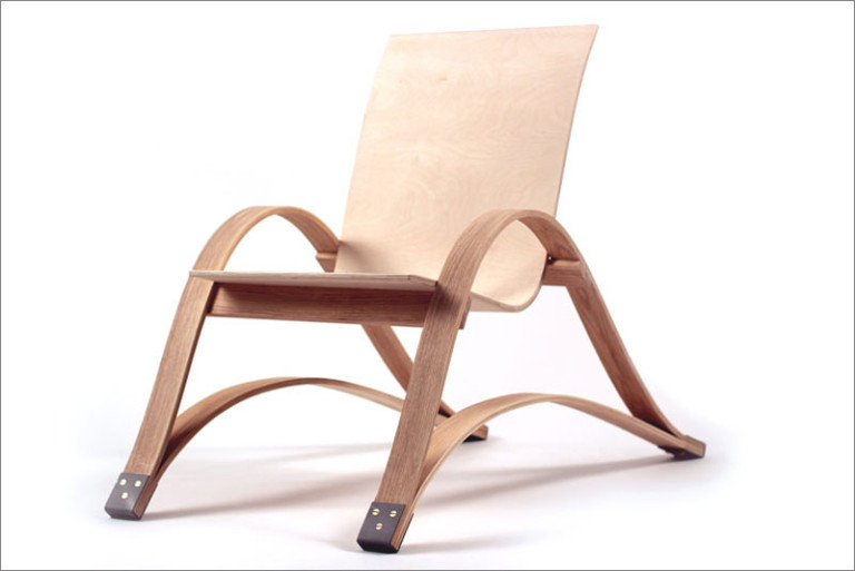 See The Process Of How This Bow Spring Chair Was Made