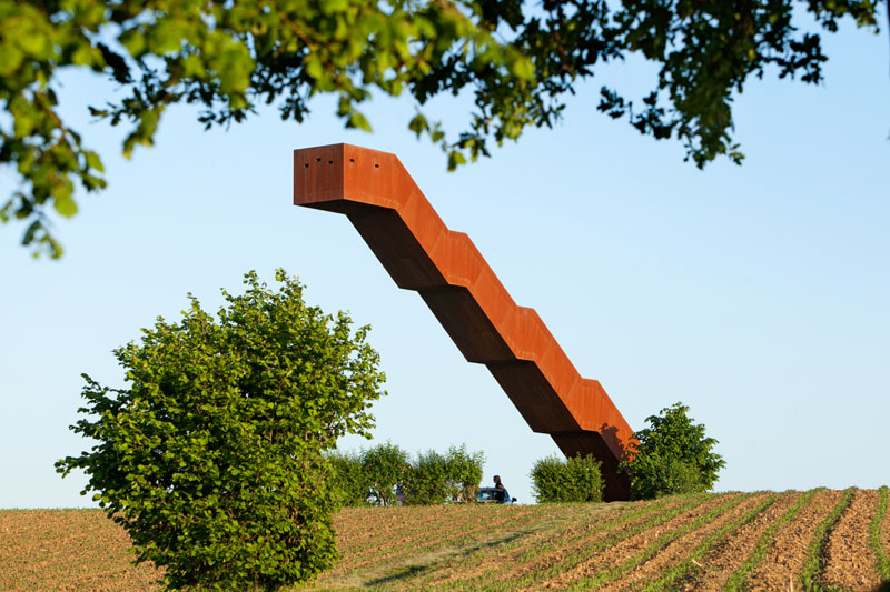 A New Viewing Tower In Belgium Appears To Ignore Gravity