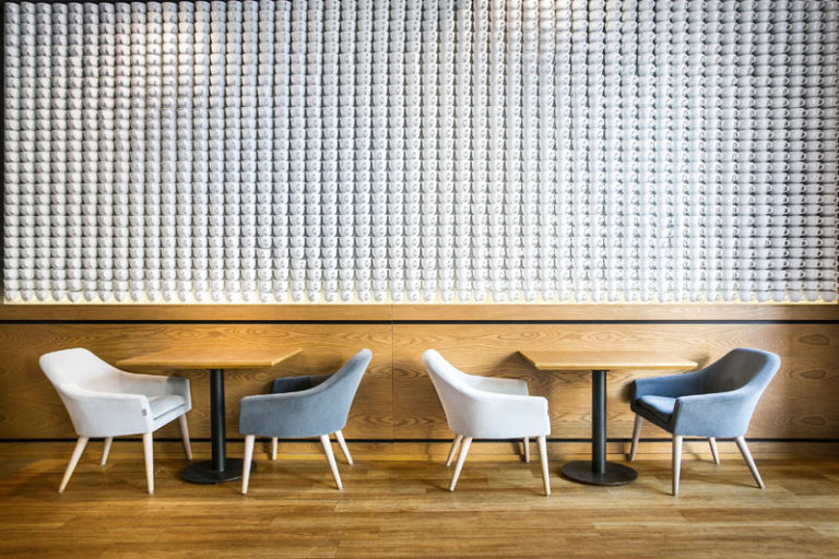 2740 Teacups Were Used To Create A Feature Wall In This Cafe