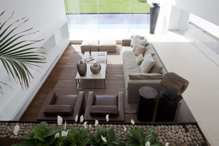 Get some interior design ideas by looking at 15 living room layouts ...