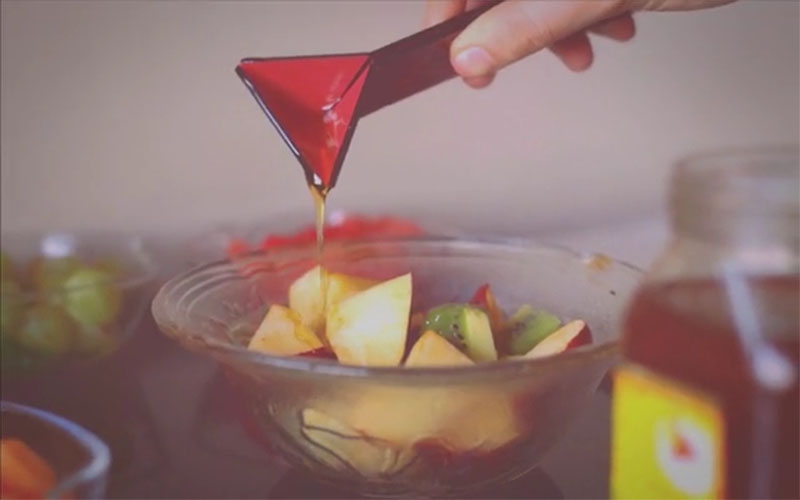 This origami-like measuring spoon lays flat and folds to 4 different sizes