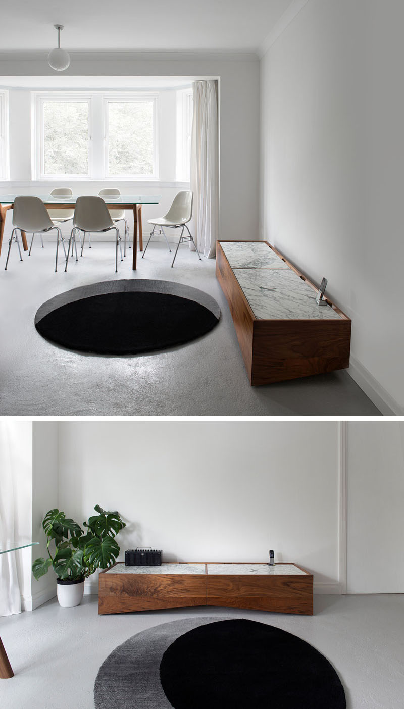 This Rug Is Designed To Create An Optical Illusion That Looks Like ...