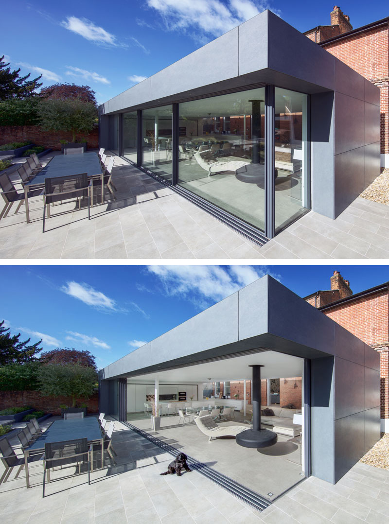 This Modern Extension Acts As A Bridge Between The Garden And The ...
