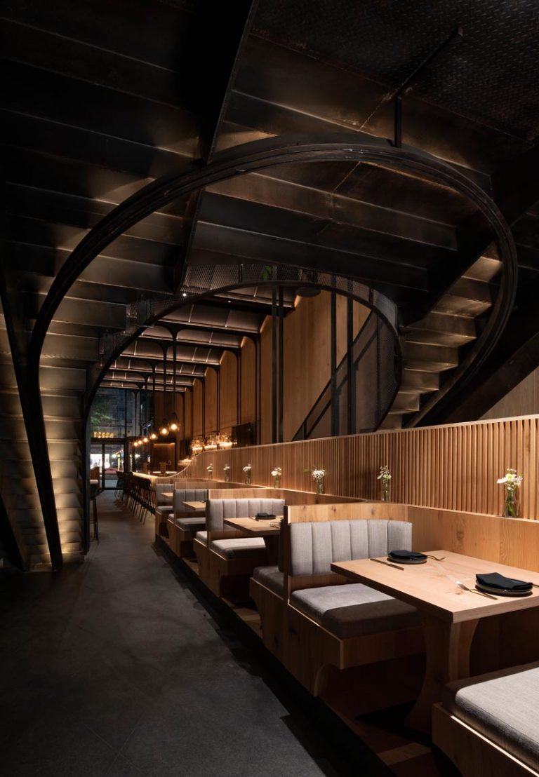 Extensive Use Of Hidden Lighting Gives This Restaurant A Warm Glow