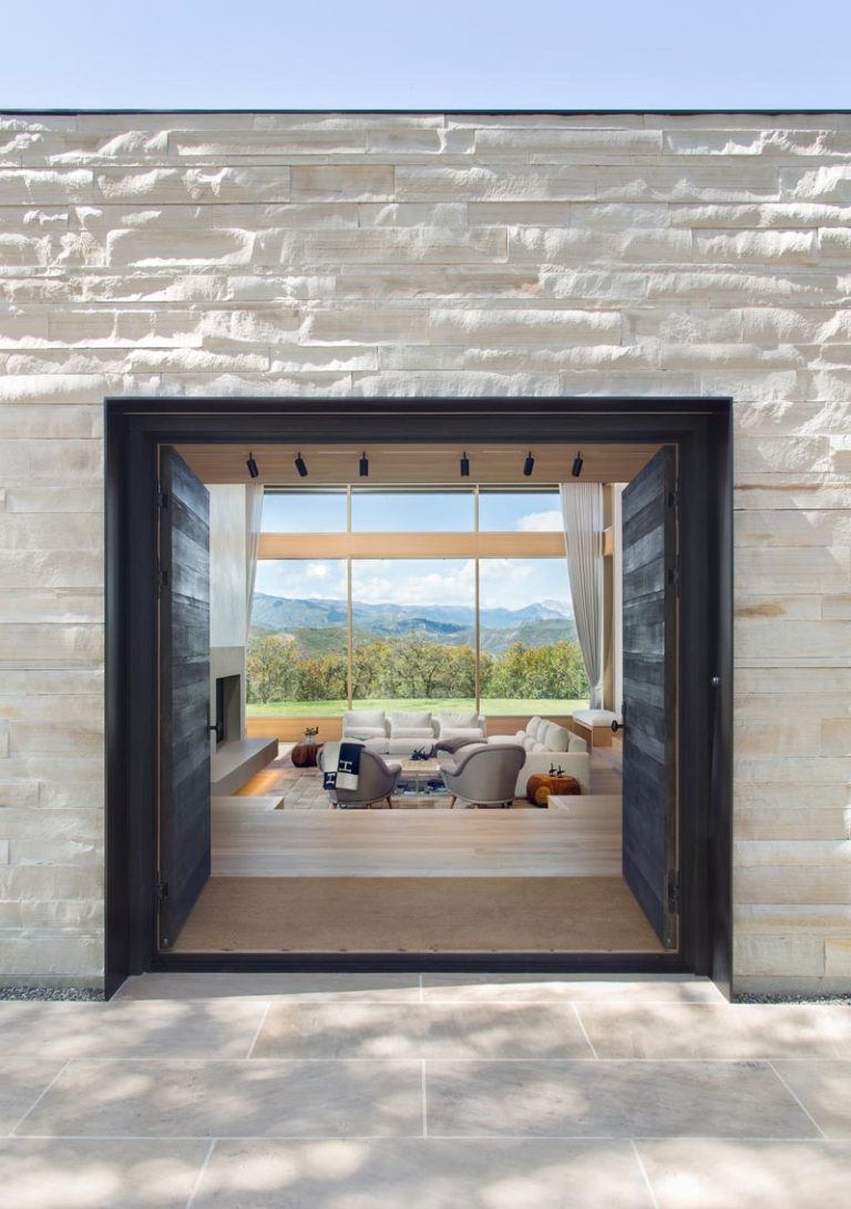 A Sunken Living Room Creates A Distinct Sense Of Place In This Colorado ...