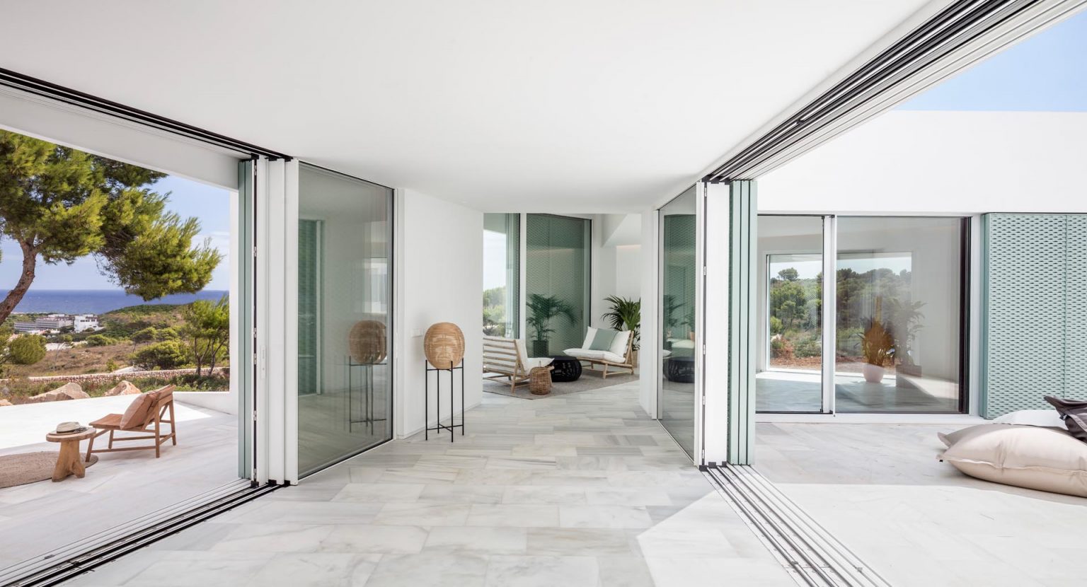 The Modern White Minimalist Exterior Of This Home Is Softened By The ...