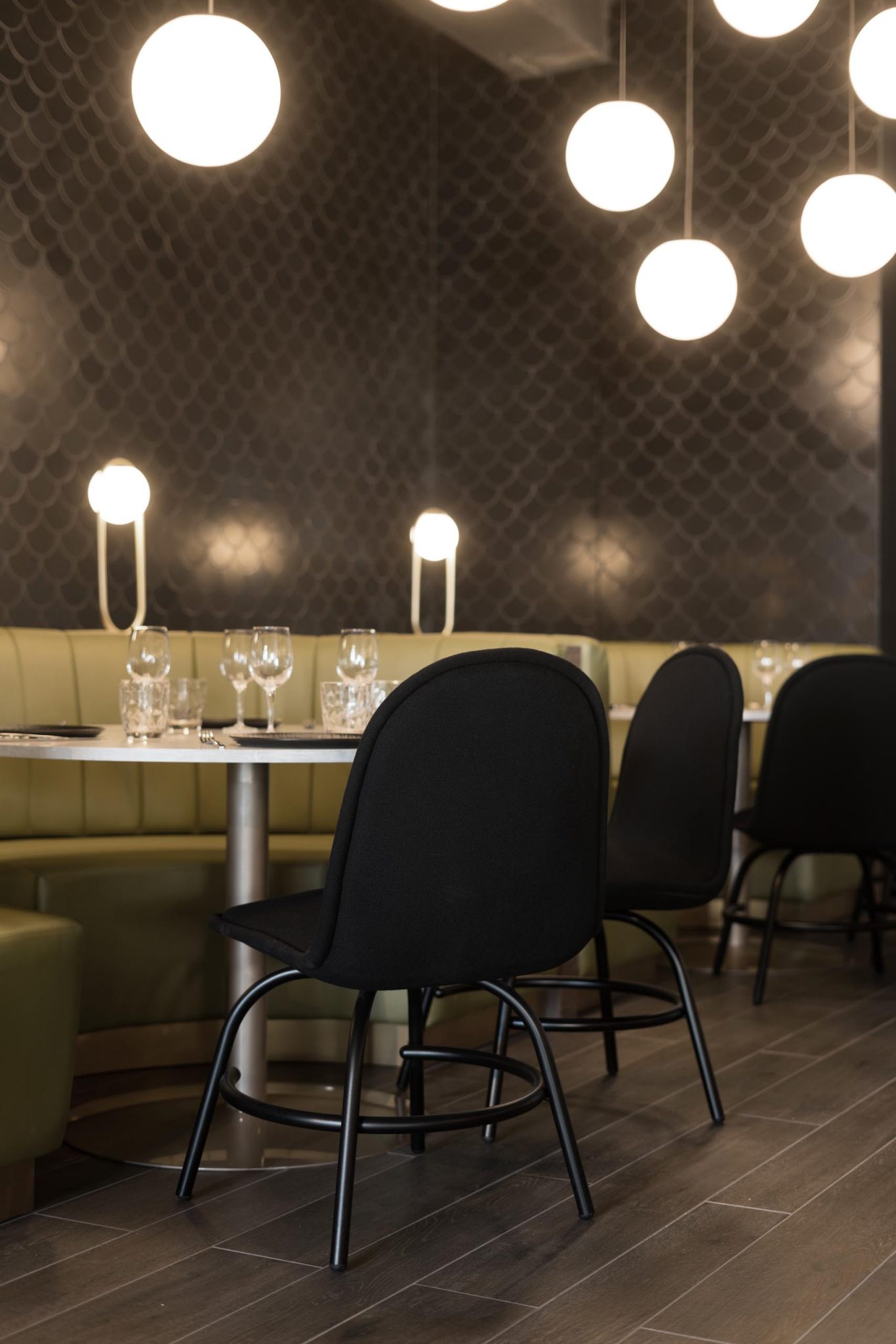 Sculptural Wood Fins Create An Eye-Catching Interior For This Restaurant