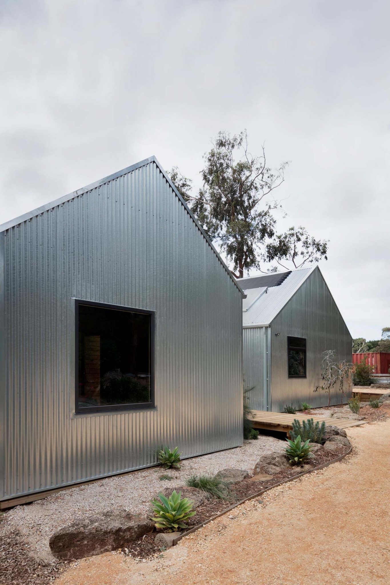 Modern Corrugated Metal Garden Room With Corrugated Metal Cladding