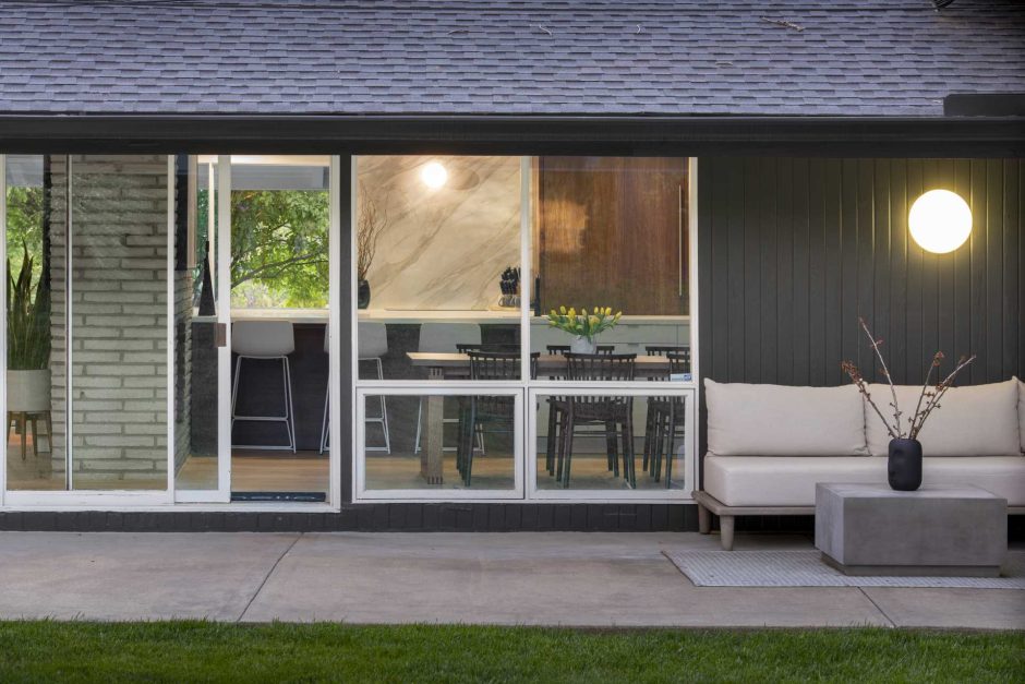 This 1950s Mid-Century Modern Home Was Given A Contemporary Remodel