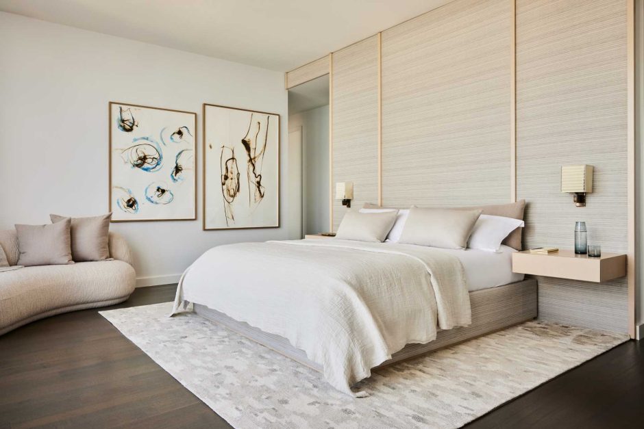 A Neutral Color Palette Creates A Calm Interior For This Apartment In ...