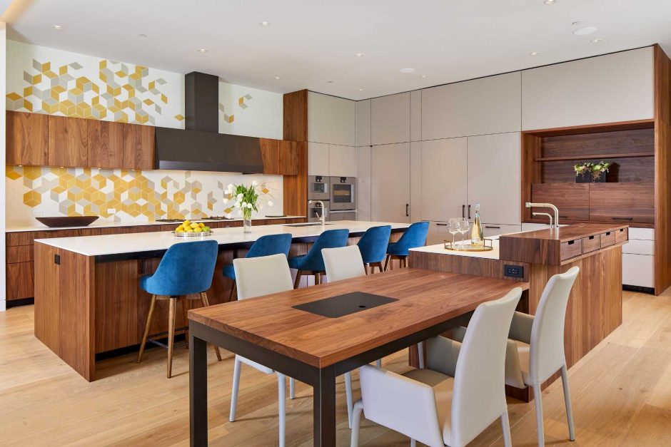 Western Red Cedar Gives This Home A Warm Feeling Inside And Out