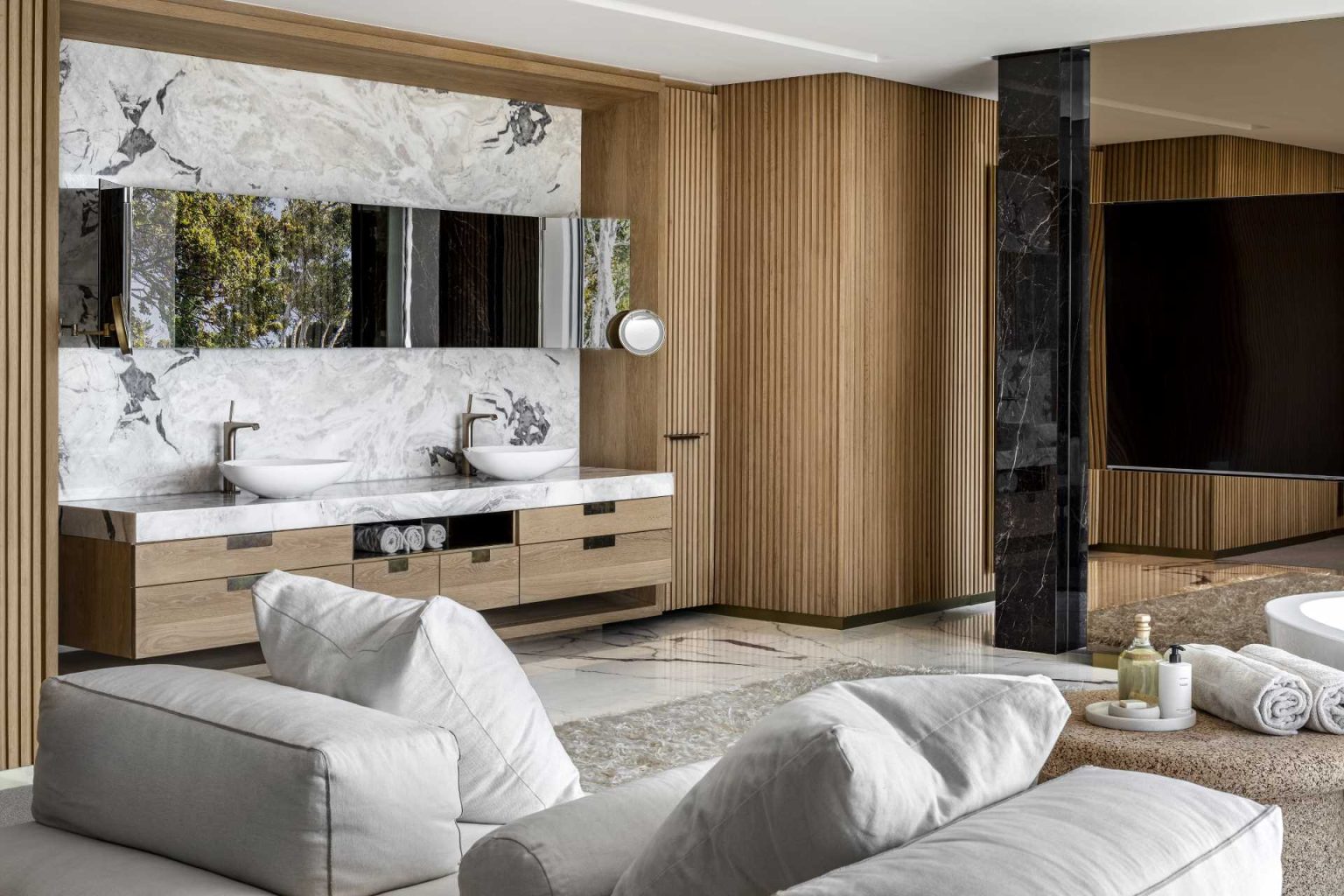 This Cape Town Home Was Given An Updated Interior And A New Garden Pavilion