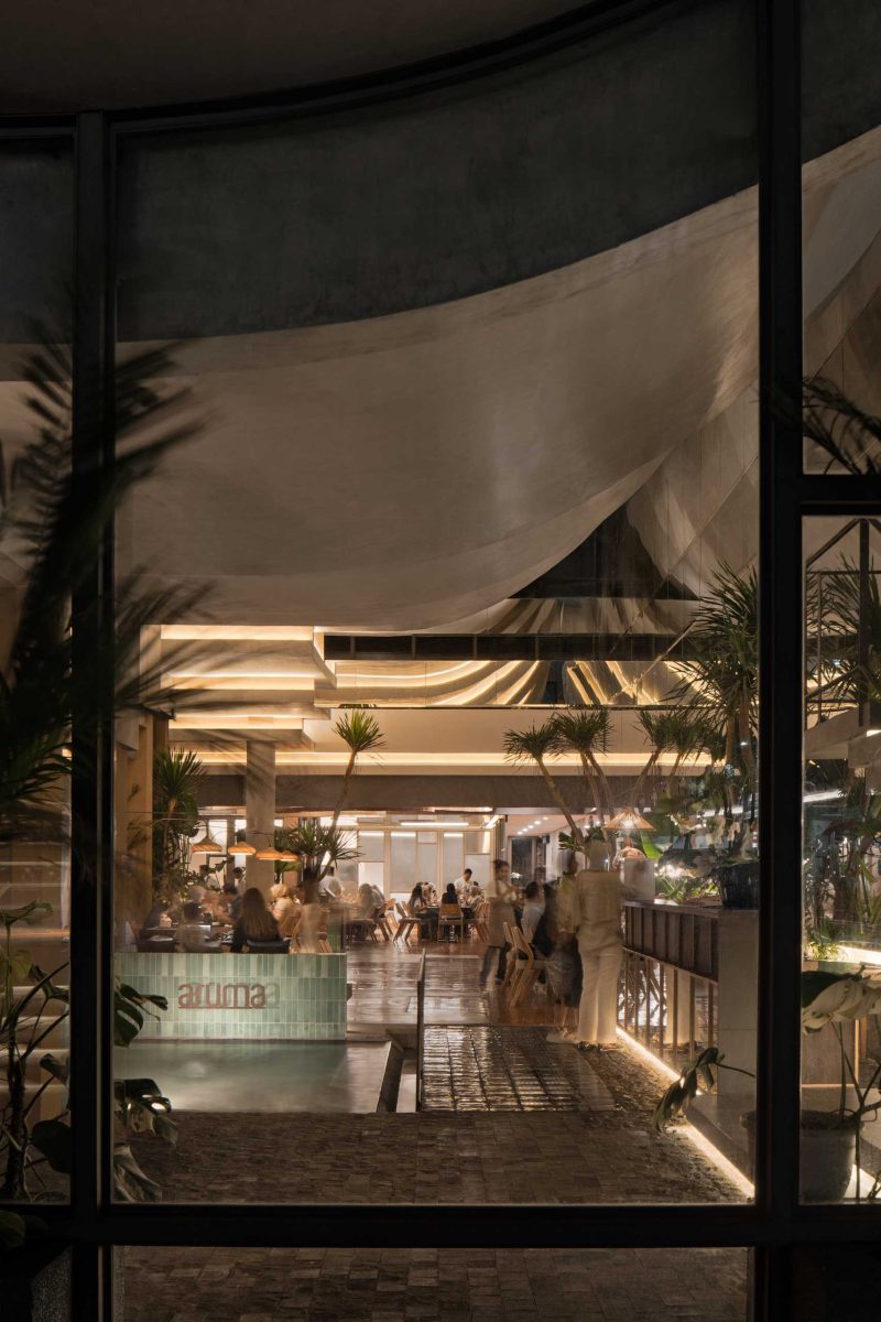 This Building With A Split Roof Makes Space For A Rooftop Park