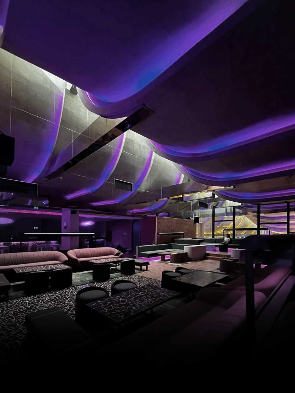 This Building With A Split Roof Makes Space For A Rooftop Park