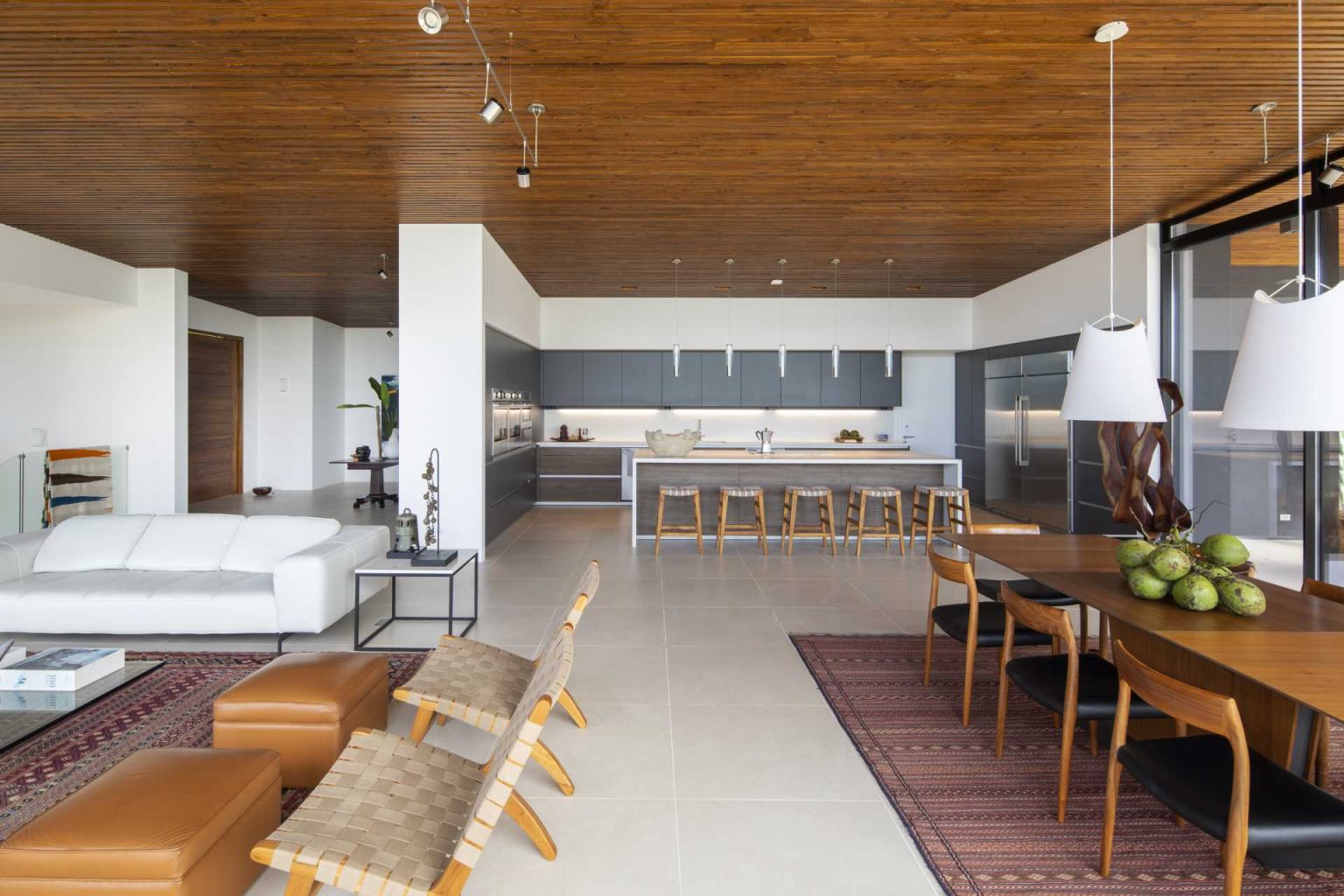 Tropical Living: This Modern Home Embraces The Steep Terrain Of The ...