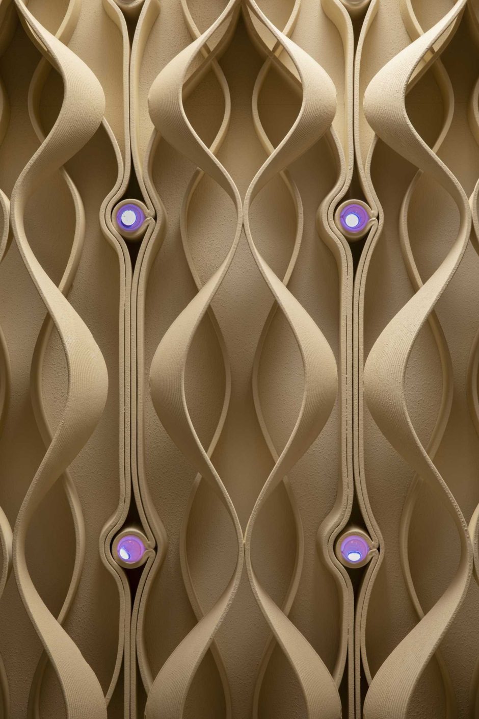 3D Printed Sculptural Walls Surround The Interior Of This New Retail Store