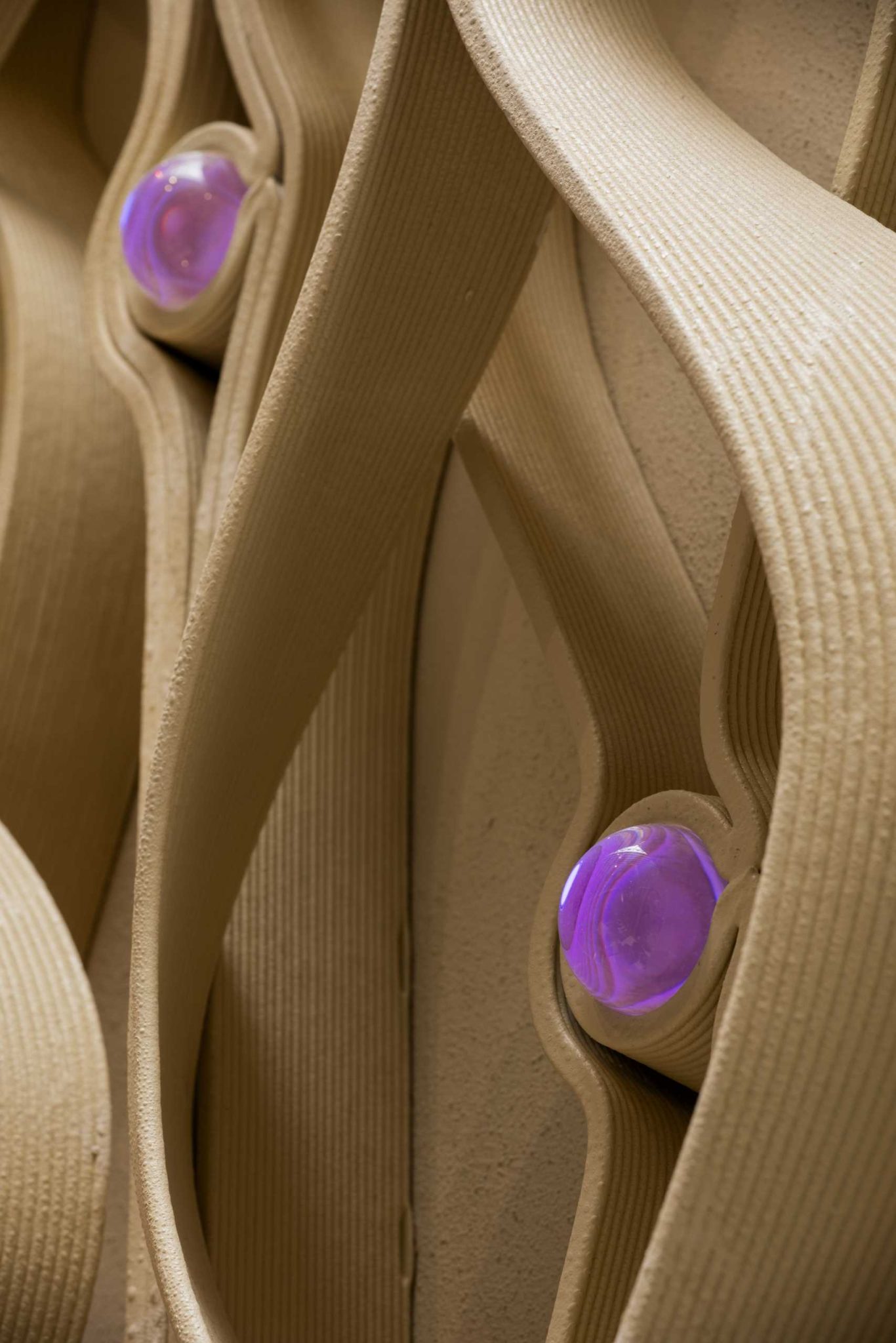 3D Printed Sculptural Walls Surround The Interior Of This New Retail Store