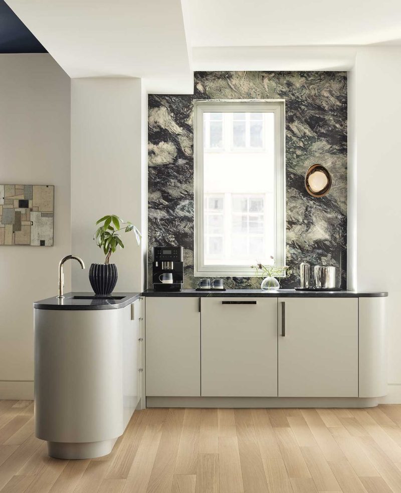 Scalloped Ceilings Are The Elegance Overhead In This New York Apartment