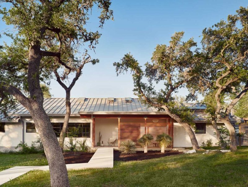 A 1970s Four Bedroom Home Renovated For A Couple That Loves To Entertain