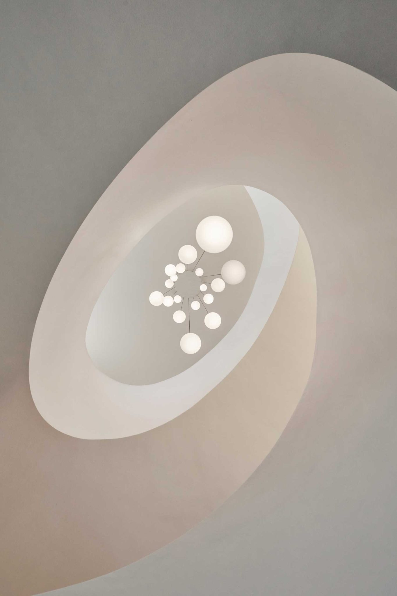 An Undulating Wood Ceiling Inspired By Ocean Waves And Nearby Mountains