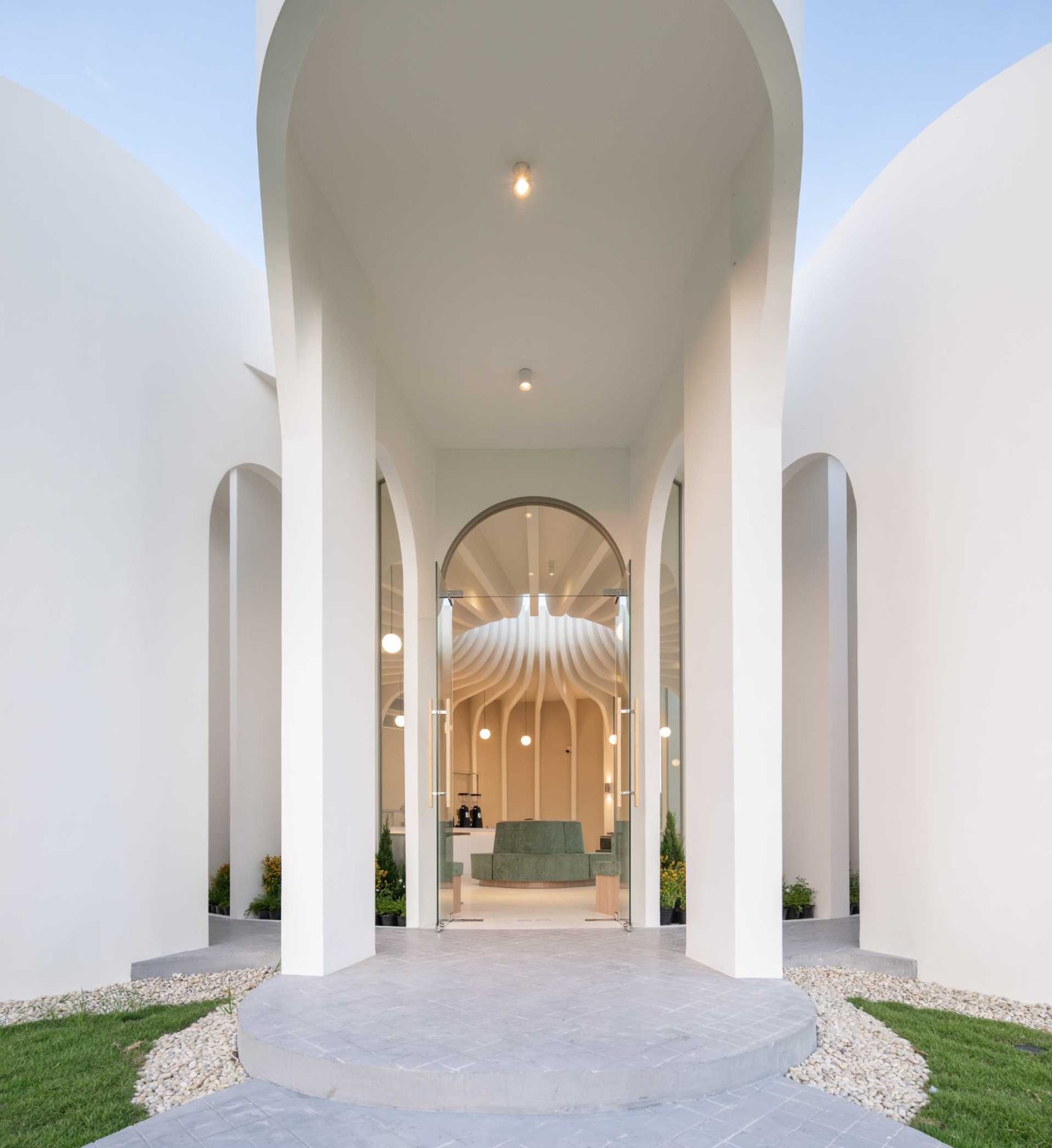 A Cafe Design That Draws Inspiration From The Flowers That Naturally ...