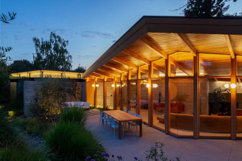 Before + After - An Extensive Remodel & Addition For This Mid-Century ...