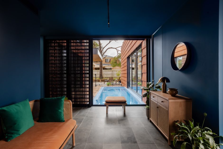 How Terracotta Shingles Bring Earthy Warmth To This Modern Home