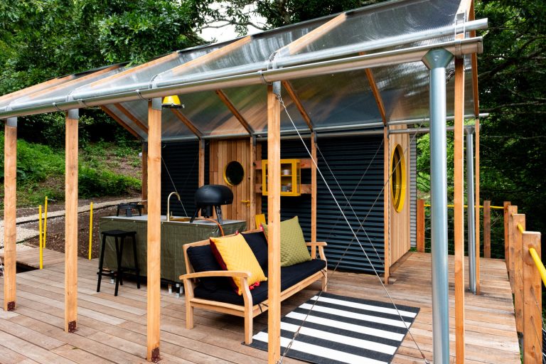 This Elevated Modular Tiny House Is The Woodland Escape You’ve Always ...