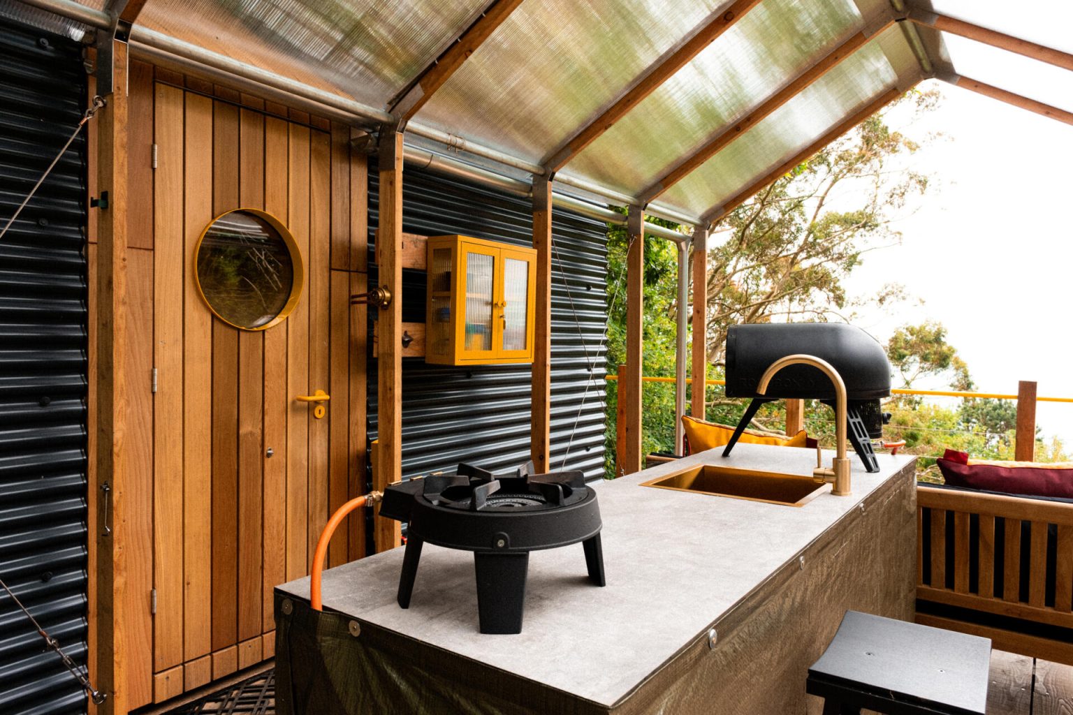 This Elevated Modular Tiny House Is The Woodland Escape You’ve Always ...