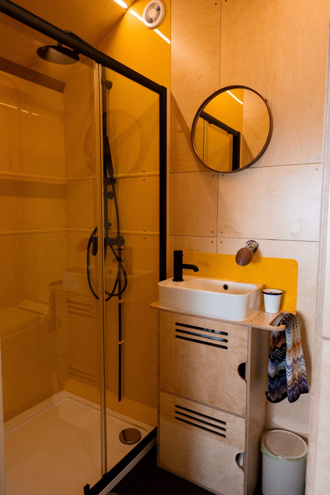 This Elevated Modular Tiny House Is The Woodland Escape You’ve Always ...