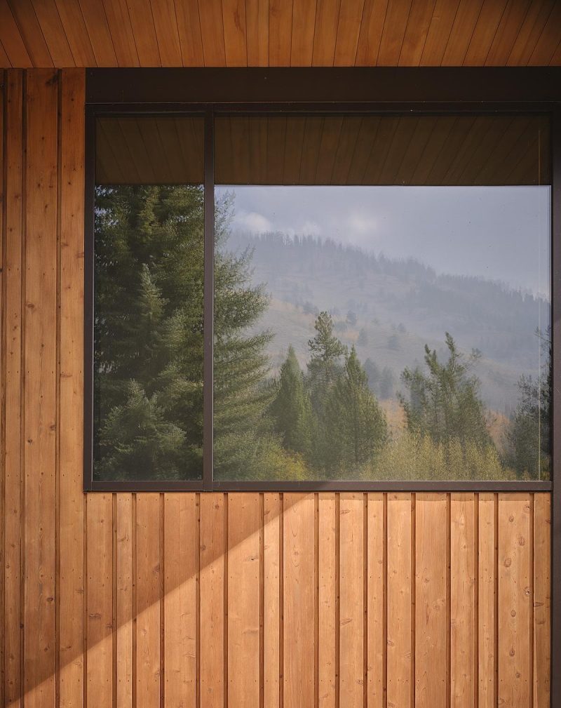 They added a guest house that begins with a short walk over a bridge