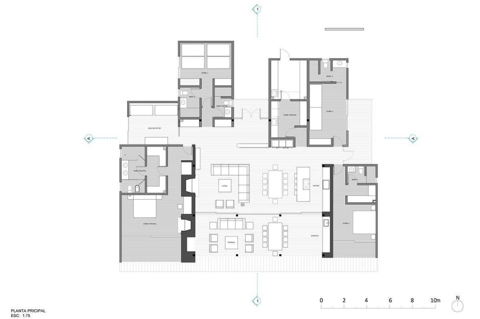 A Coastal House That Opens North to the Sea