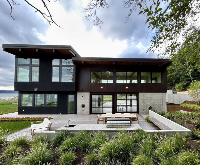 A Coastal House Built to Withstand Land, Sea, and Time