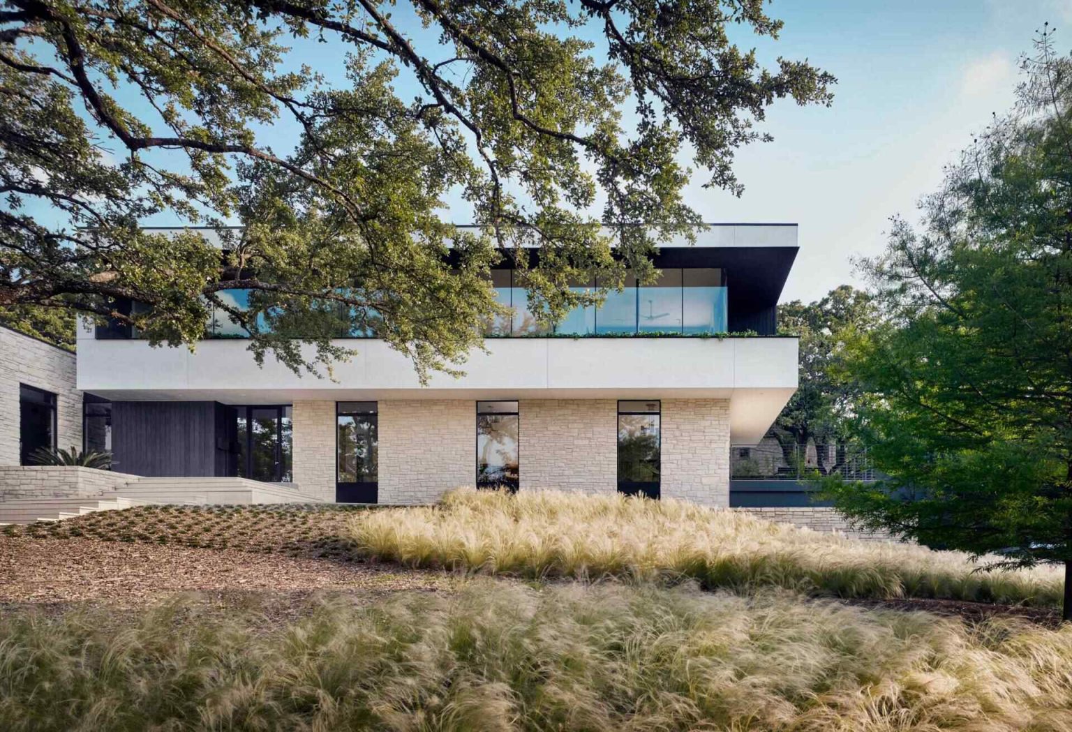 This Austin Ranch House Renovation Added Light, Height and a Whole New ...